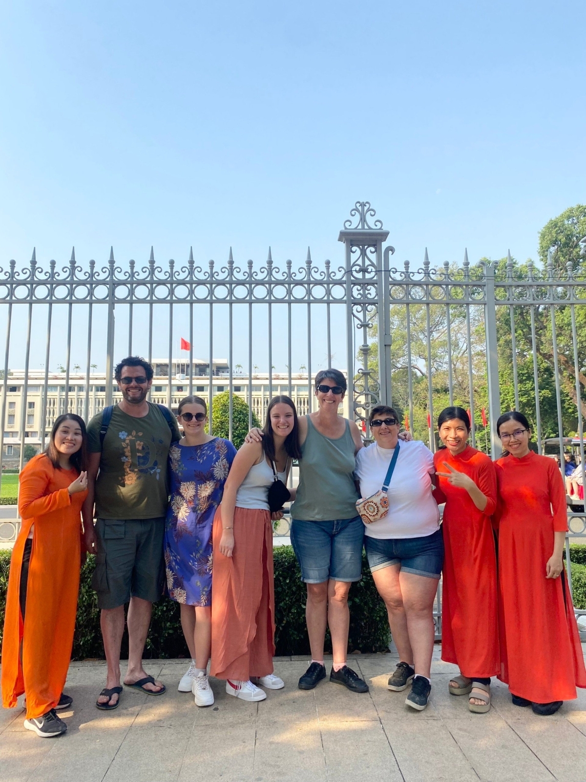 THE HIGHLIGHTS OF SAIGON